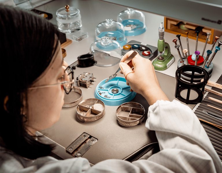 Where are Cartier Watches Made? | The Watch Club by SwissWatchExpo
